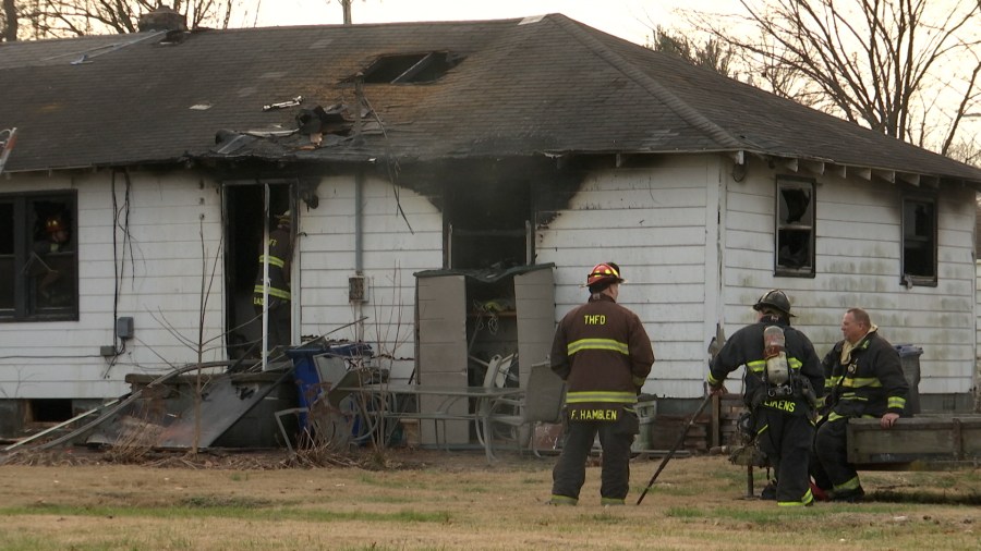 Residential structure fire on Maple Ave in Terre Haute