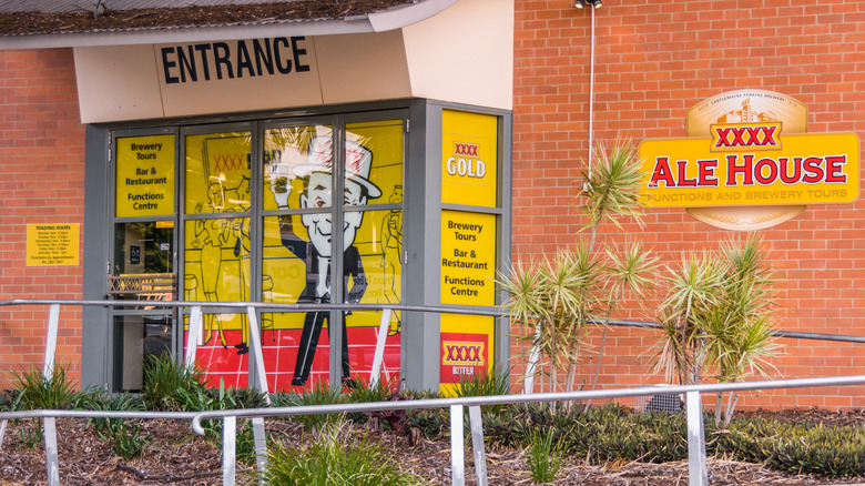 What is XXXX beer and what does it taste like?