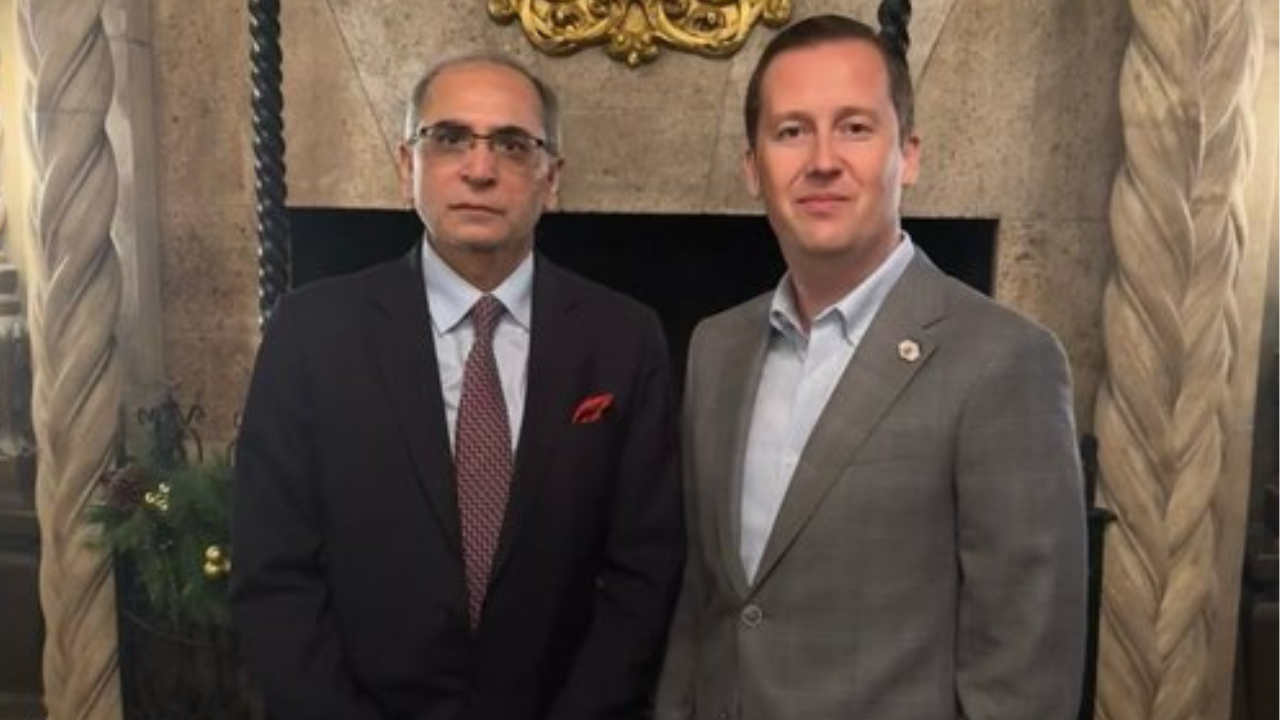 India-US trade talks in focus? Indian envoy Vinay Kwatra meets US ...