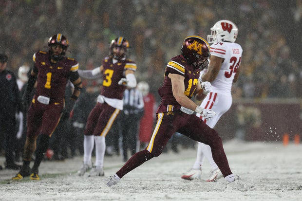 Gophers CB John Nestor credits his father and former teammate Cooper ...