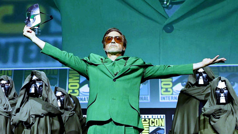 Avengers: Age of Ultron secretly set up Tony Stark's Doctor Doom