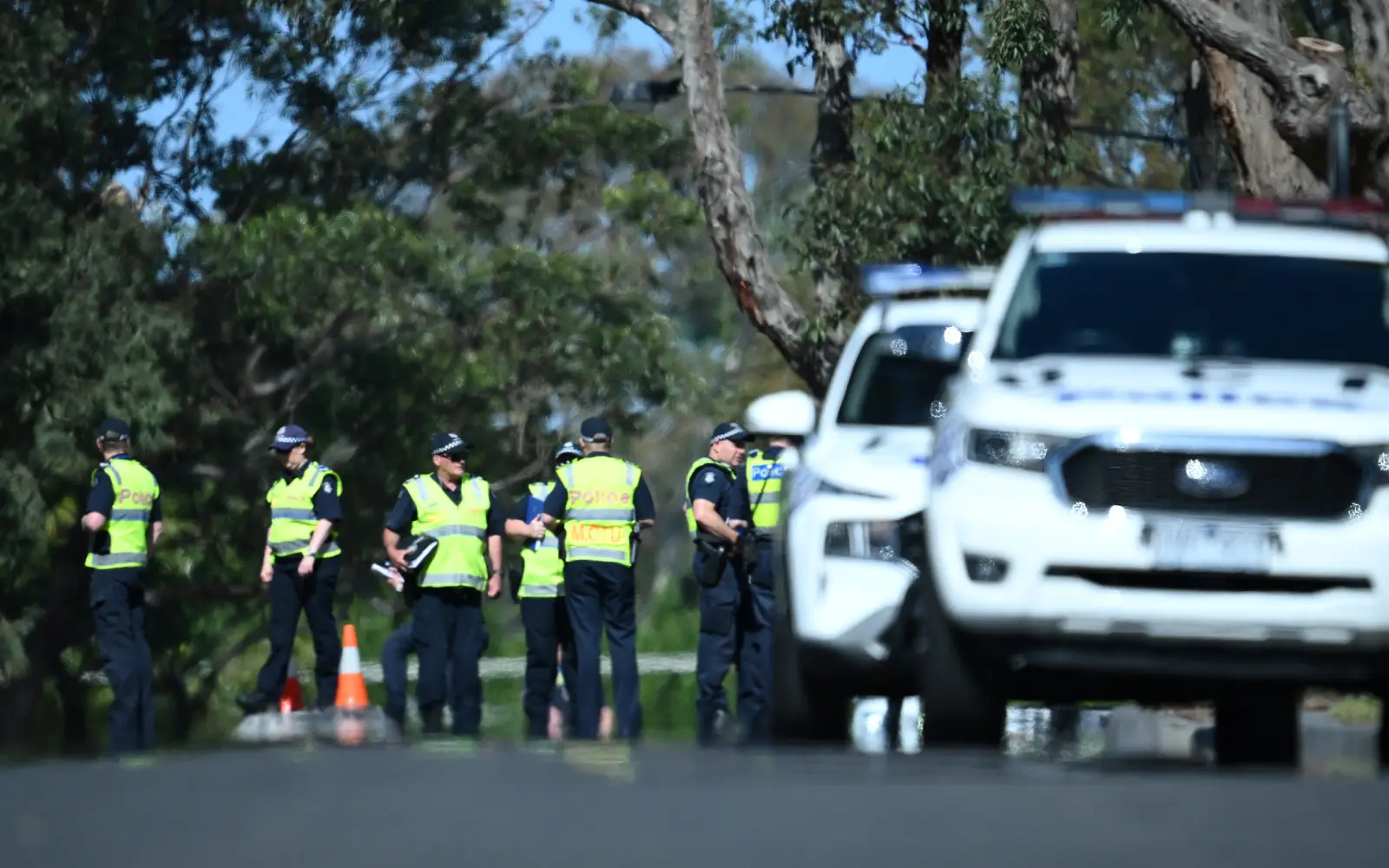 Car with Hanukkah sign set ablaze in Melbourne