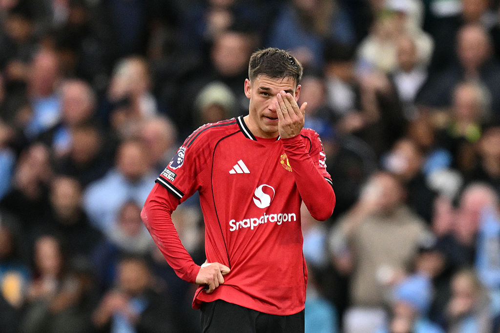 Man Utd and Tottenham in 'pole position' to sign ex-Chelsea star as ...