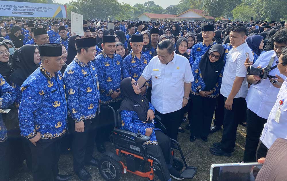 Plt Gubri lantik 2.505 PPPK paruh waktu di lingkungan Pemprov Riau