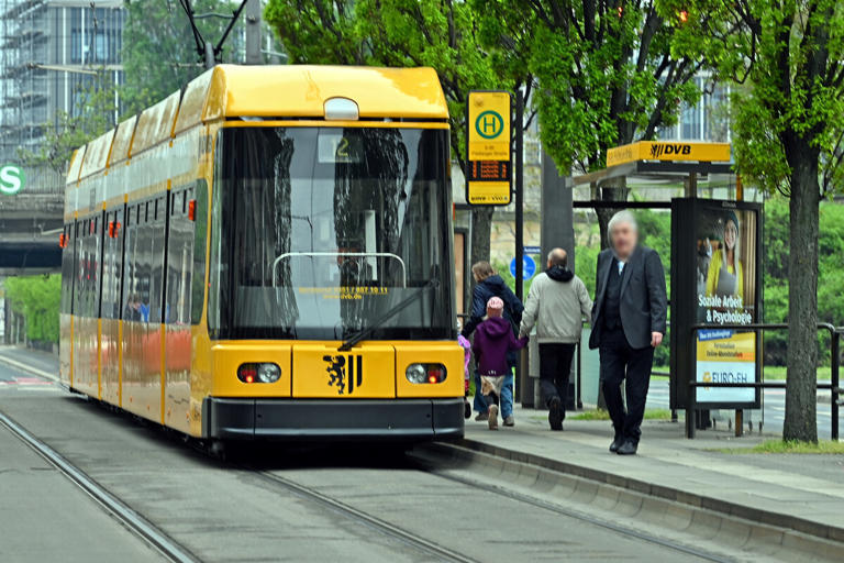 Klamme Kasse: DVB versteigern jetzt Haltestellen-Ansagen