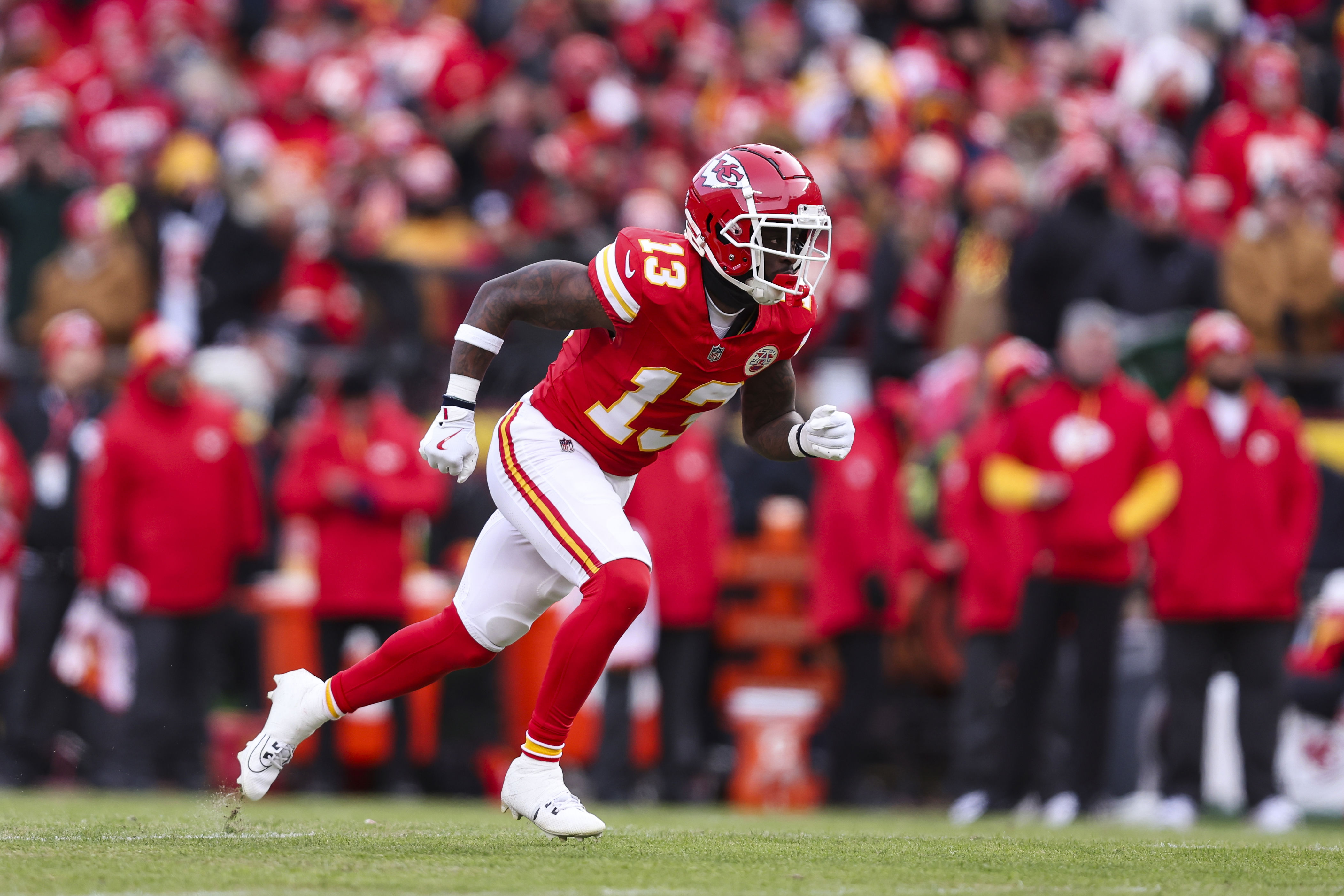 Chiefs make 8 roster moves on Wednesday