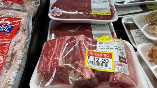 Christmas Day store hours: Harris Teeter, Walmart, Target, In-N-Out ...