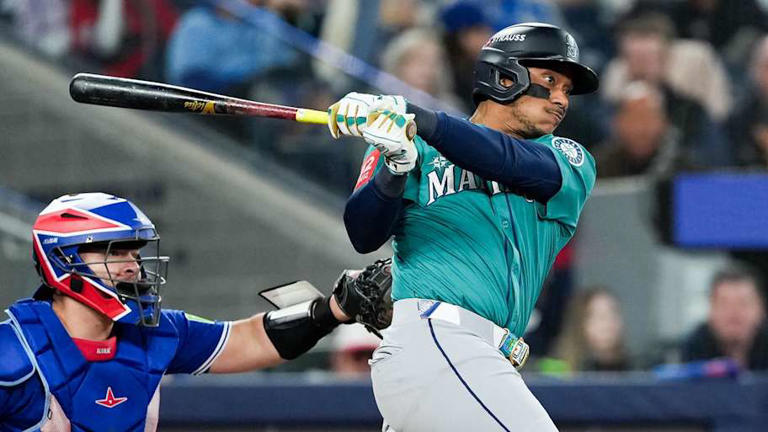 Mariners insider says after signing Refsnyder, Seattle still has ...