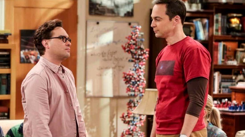 Every Chuck Lorre sitcom has the exact same problem
