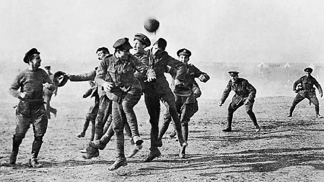 Christmas throwback: When football silenced guns — and stopped a world war