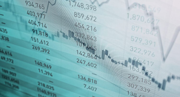 Positive economic data 'may not last into 2026,' warns Barclays