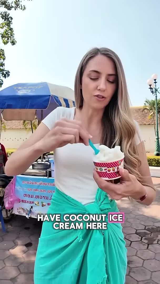 Tasting coconut sticky rice ice cream in Laos!🇱🇦 | Vientiane food adventure