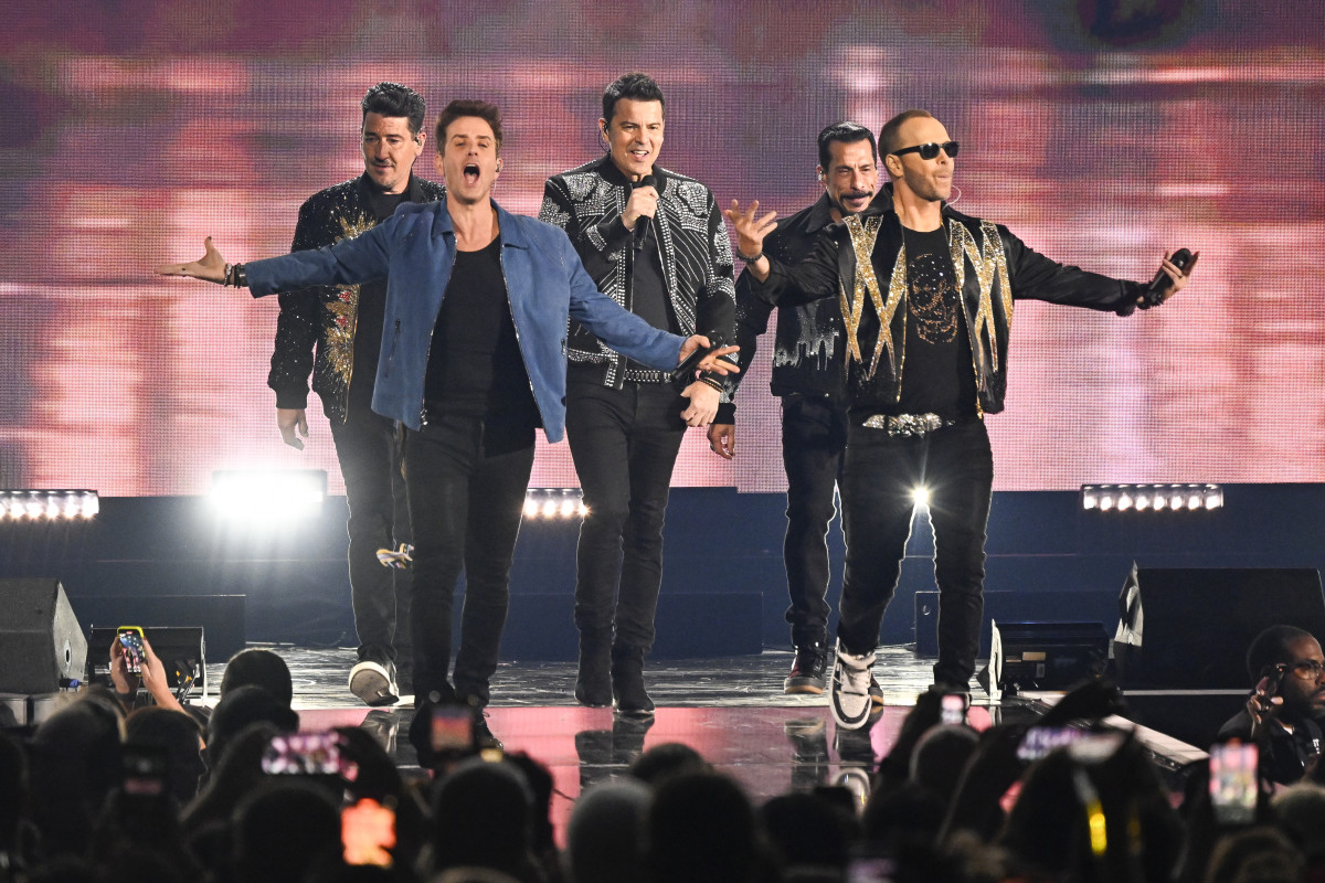 New Kids on the Block, the iconic '80s boy band, are counting down to ...