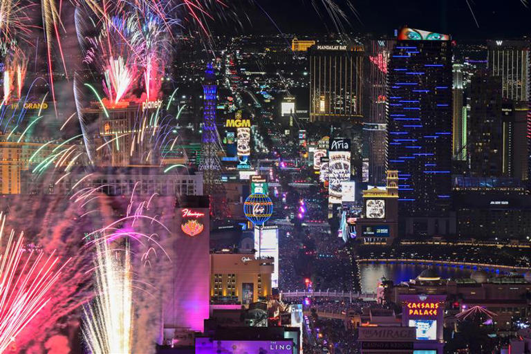 Las Vegas New Year’s Eve: Officials list road closures, prohibited ...