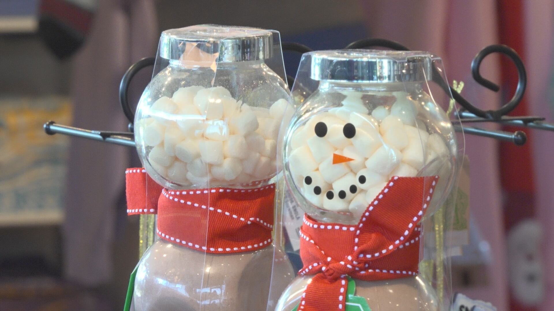 Last-minute Christmas shoppers rush for gifts and holiday meal ingredients