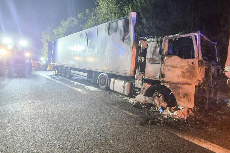 Laster in Vollbrand: A8 in Richtung Stuttgart für acht Stunden gesperrt