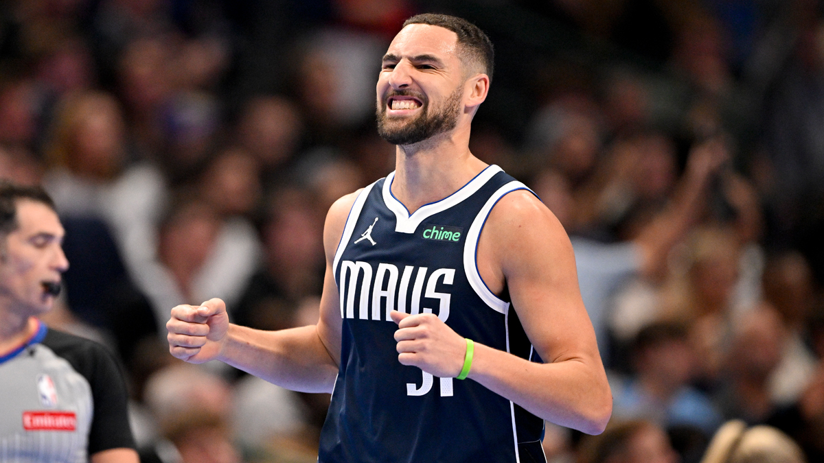 Klay Thompson back in Bay for Warriors game, takes Megan Thee Stallion ...