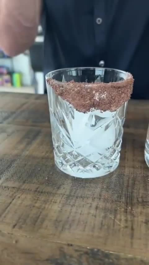 Let's make a milk & cookies cocktail! 🥛🍪