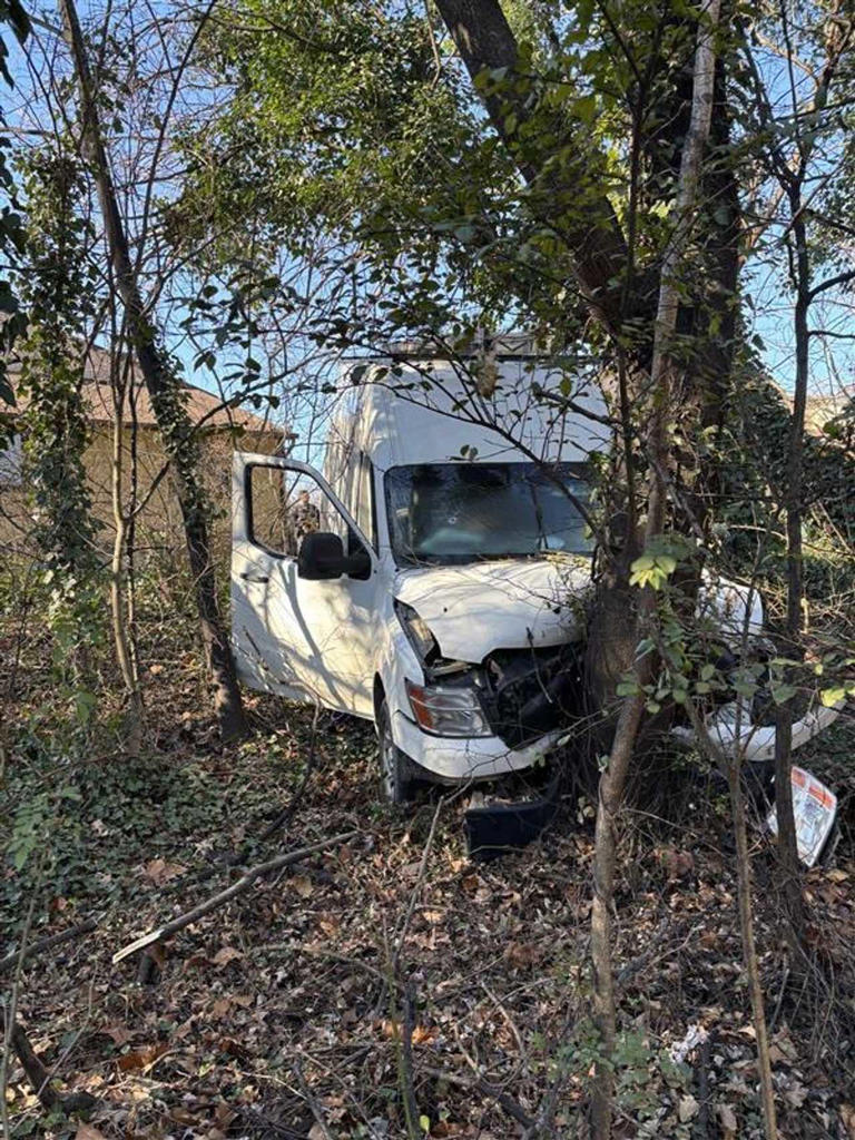 ICE agents open fire after driver rams vehicles during Maryland ...