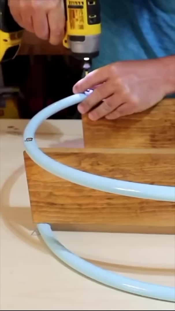 Turn a hula hoop into this! 😱