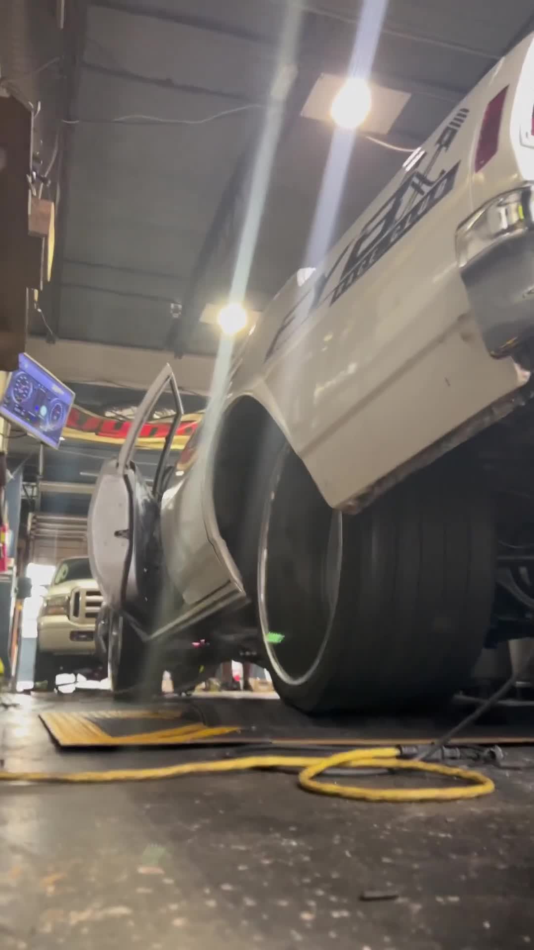 @fybraceclub Racecar box Chevy blowin flames 🔥