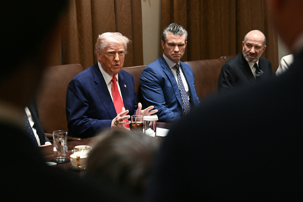 Trump defends Hegseth and addresses bizarre late-night call to Atlantic ...