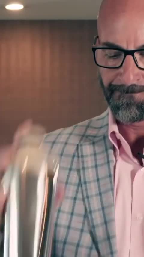 How to make a Sol y Sombra cocktail!