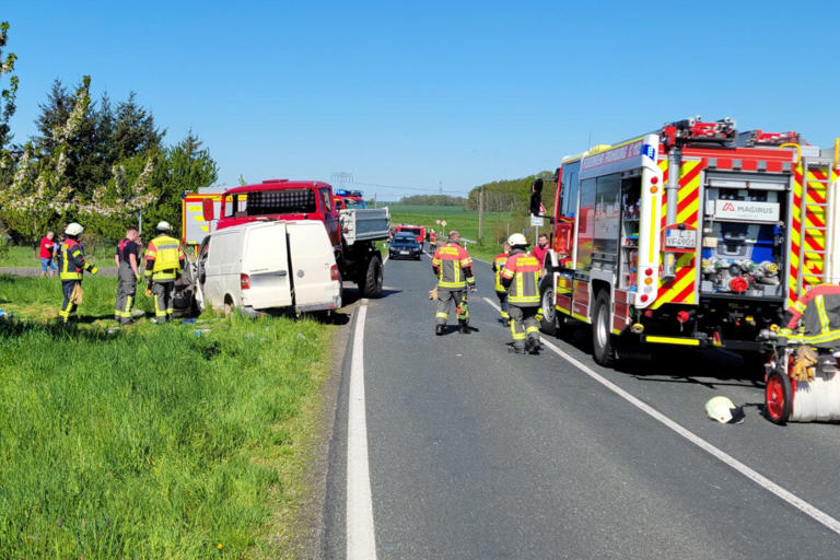 Tödlicher Crash: VW kracht frontal gegen DDR-Laster