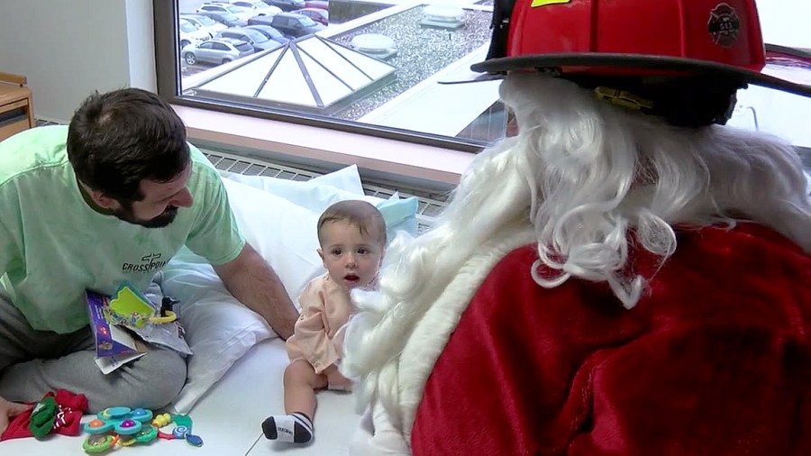 Santa spotted at MercyOne Genesis wishing newborns a merry first Christmas