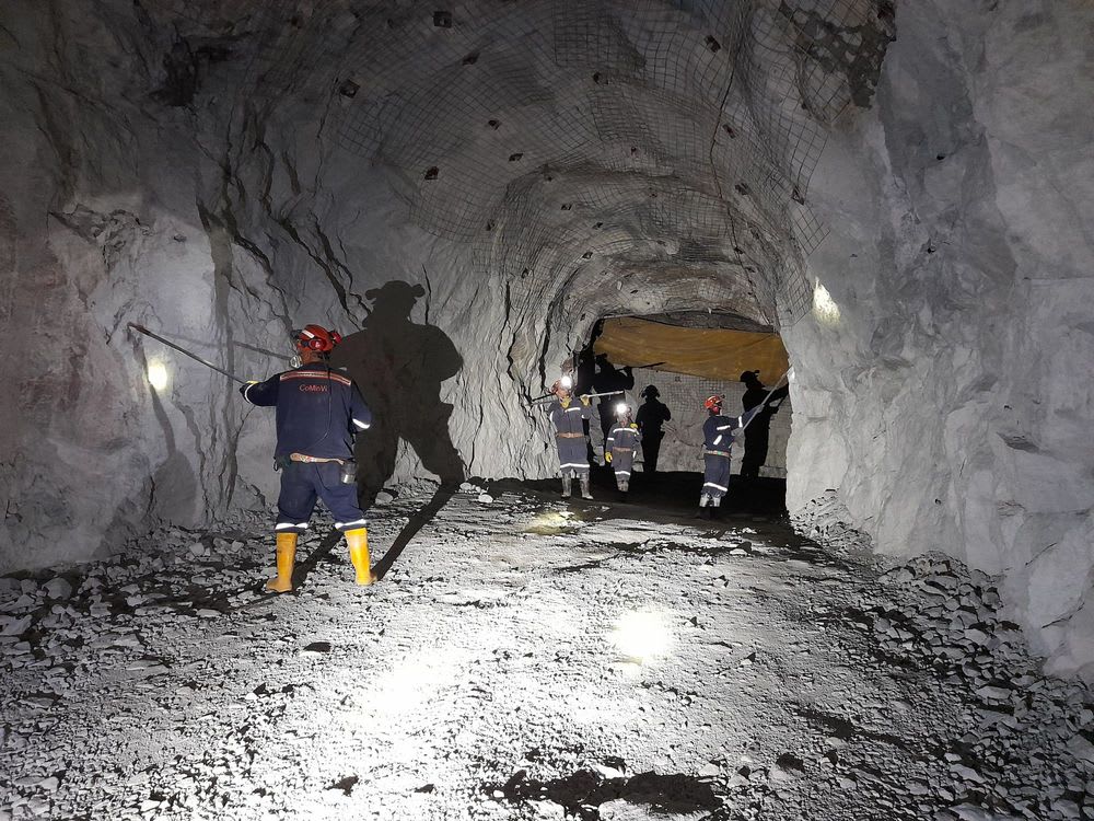 Spot silver continues hitting fresh highs – but this analyst warns of ...