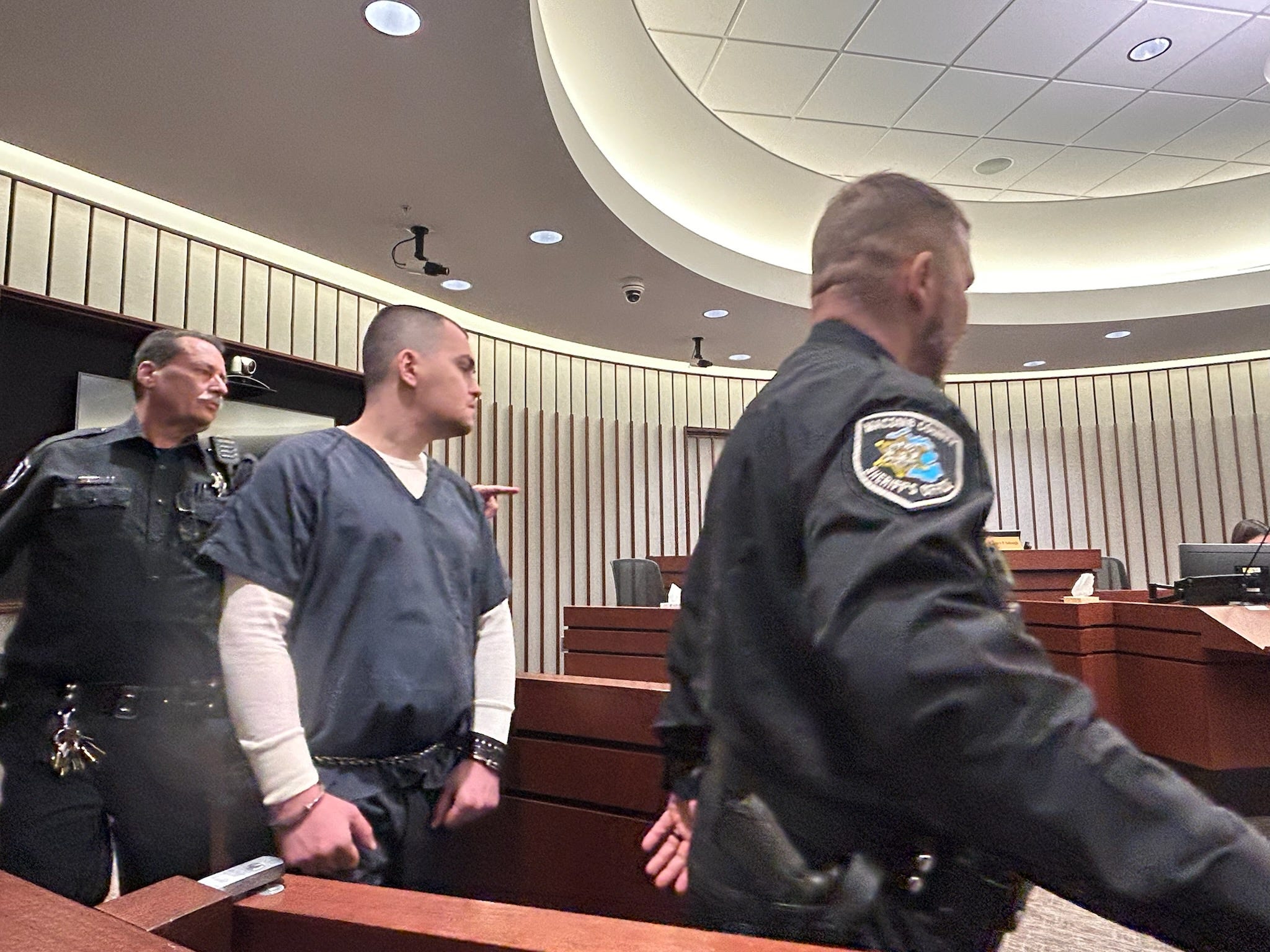 Macomb judge orders new evaluation for man who tried to abduct girls