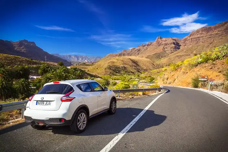 Barcelona to Andorra by train? No! 3 way better alternatives