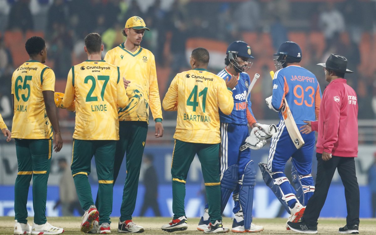 2nd T20I: Baartman picks 4-24 as South Africa level series with 51-run ...