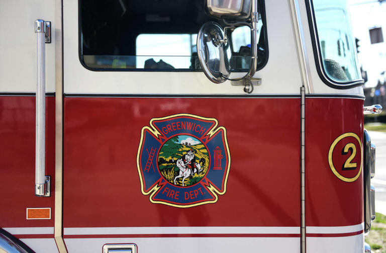 Greenwich family displaced after fire erupts in a Byfield Lane home ...