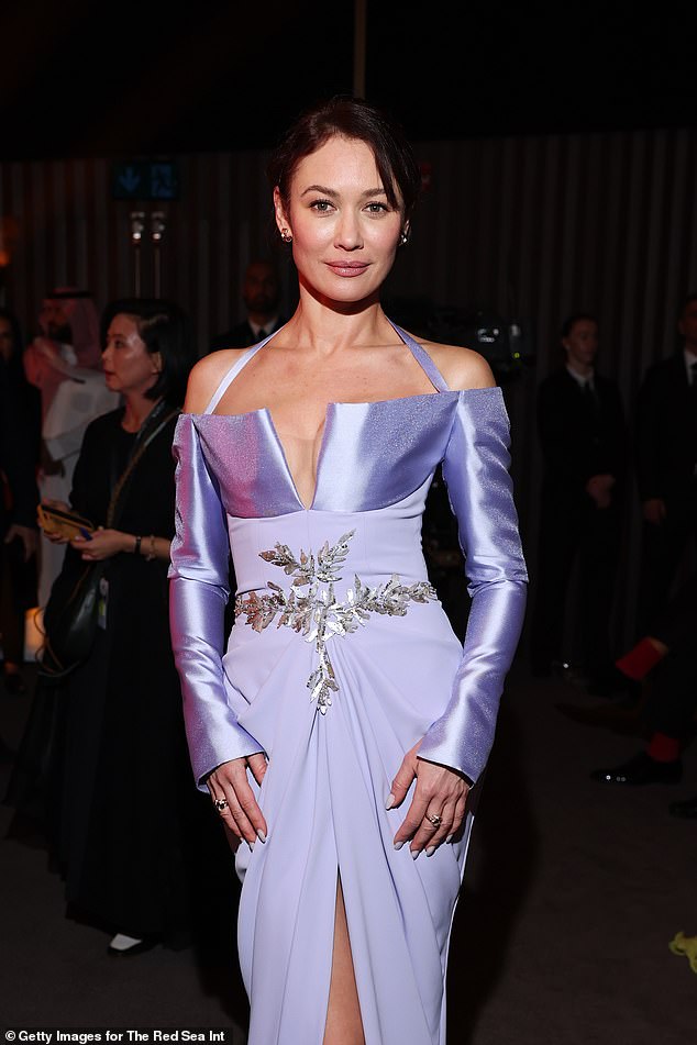 Shailene Woodley, Alessandra Ambrosio and Naomie Harris wow at Red Sea ...