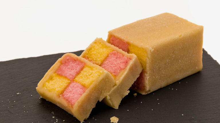My MIL fed my toddler half a Battenberg cake and jelly babies, then ...