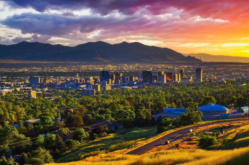 17 road trips with easy exit stops where kids can burn energy