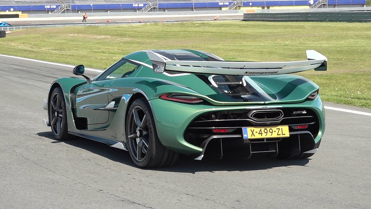 Koenigsegg Jesko accelerating on track