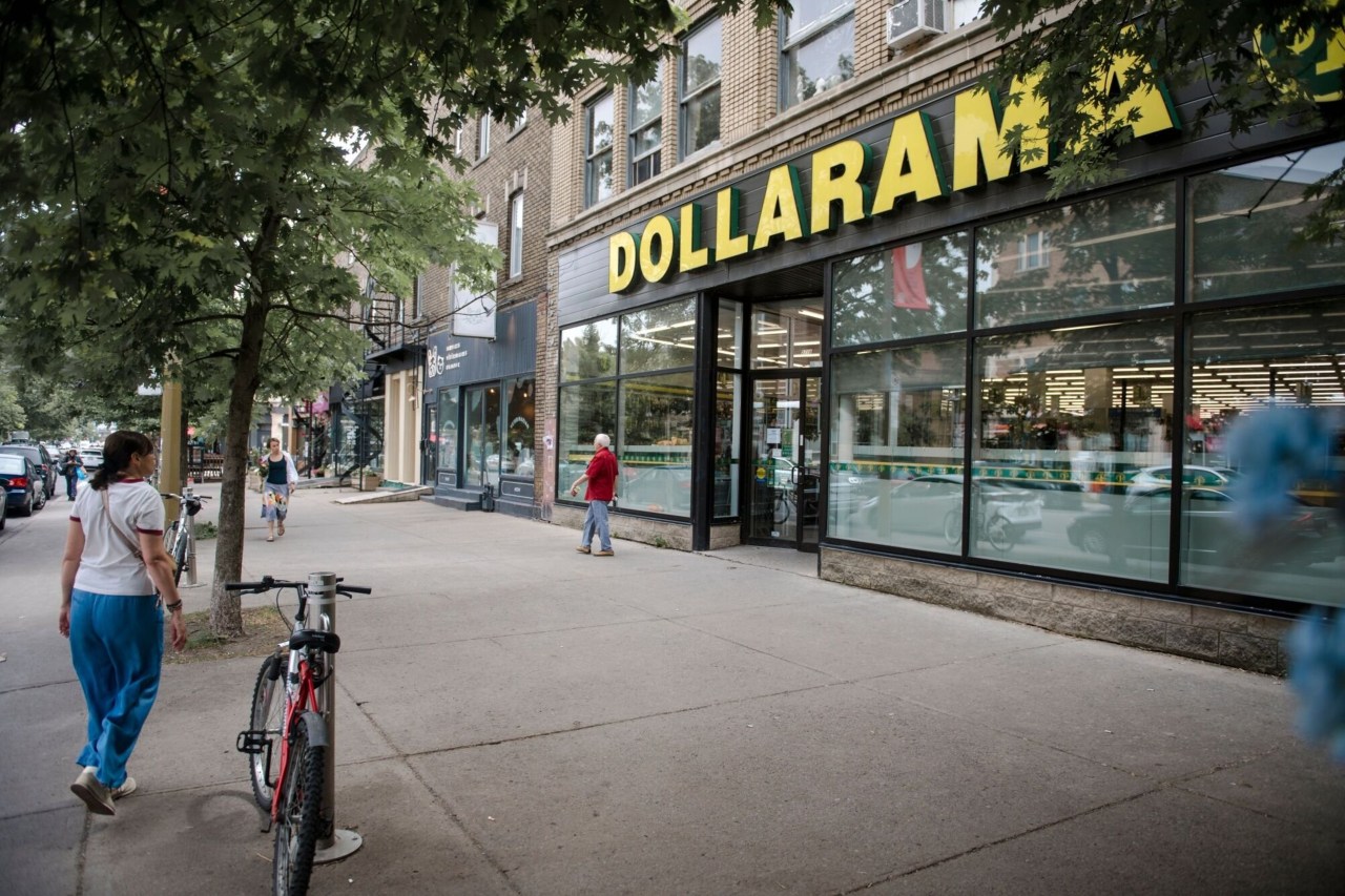 Dollarama lifts outlook as Canadian shoppers boost results