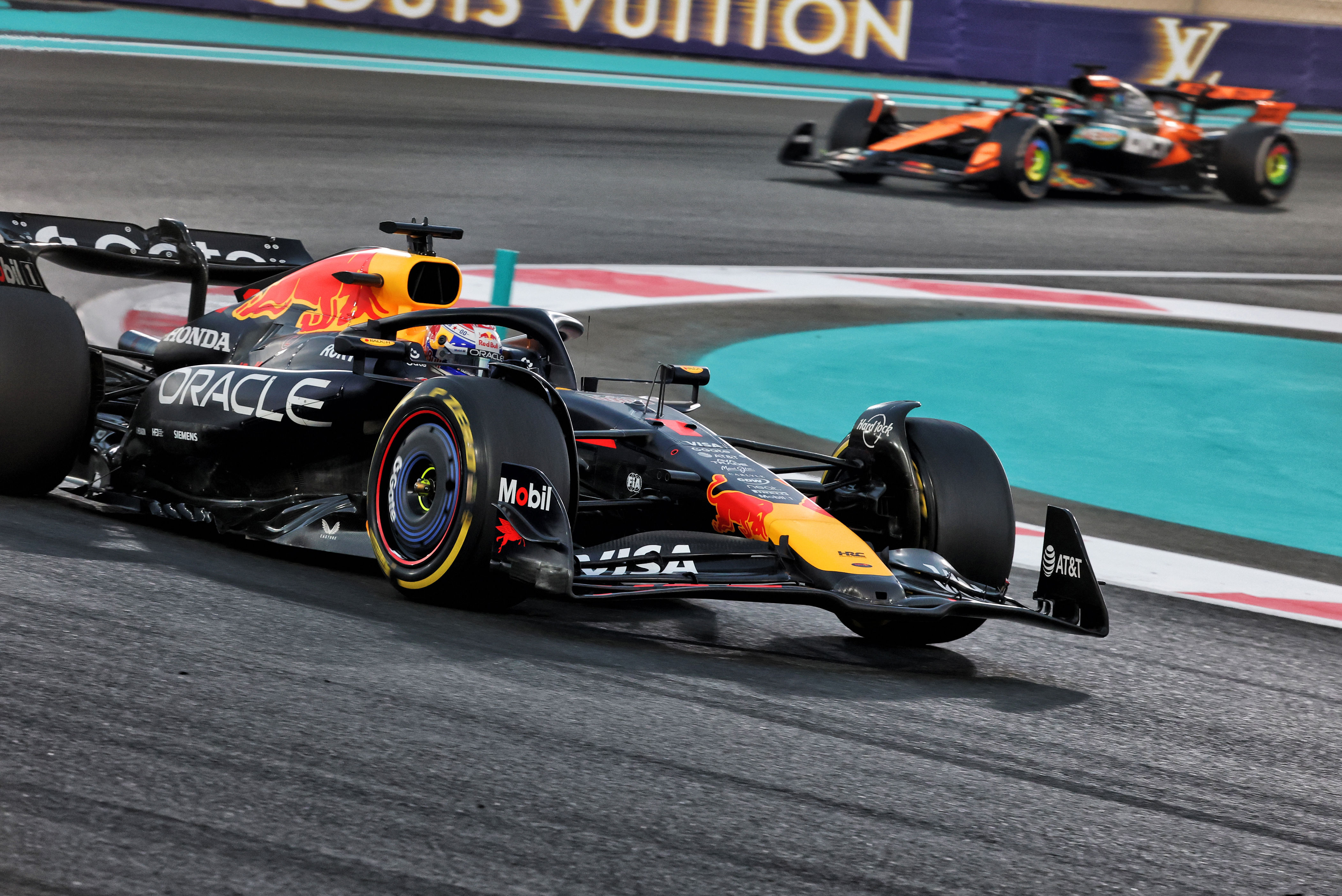 Daly: "Met Verstappen op z’n Schumachers is dat onhoudbaar voor McLaren"