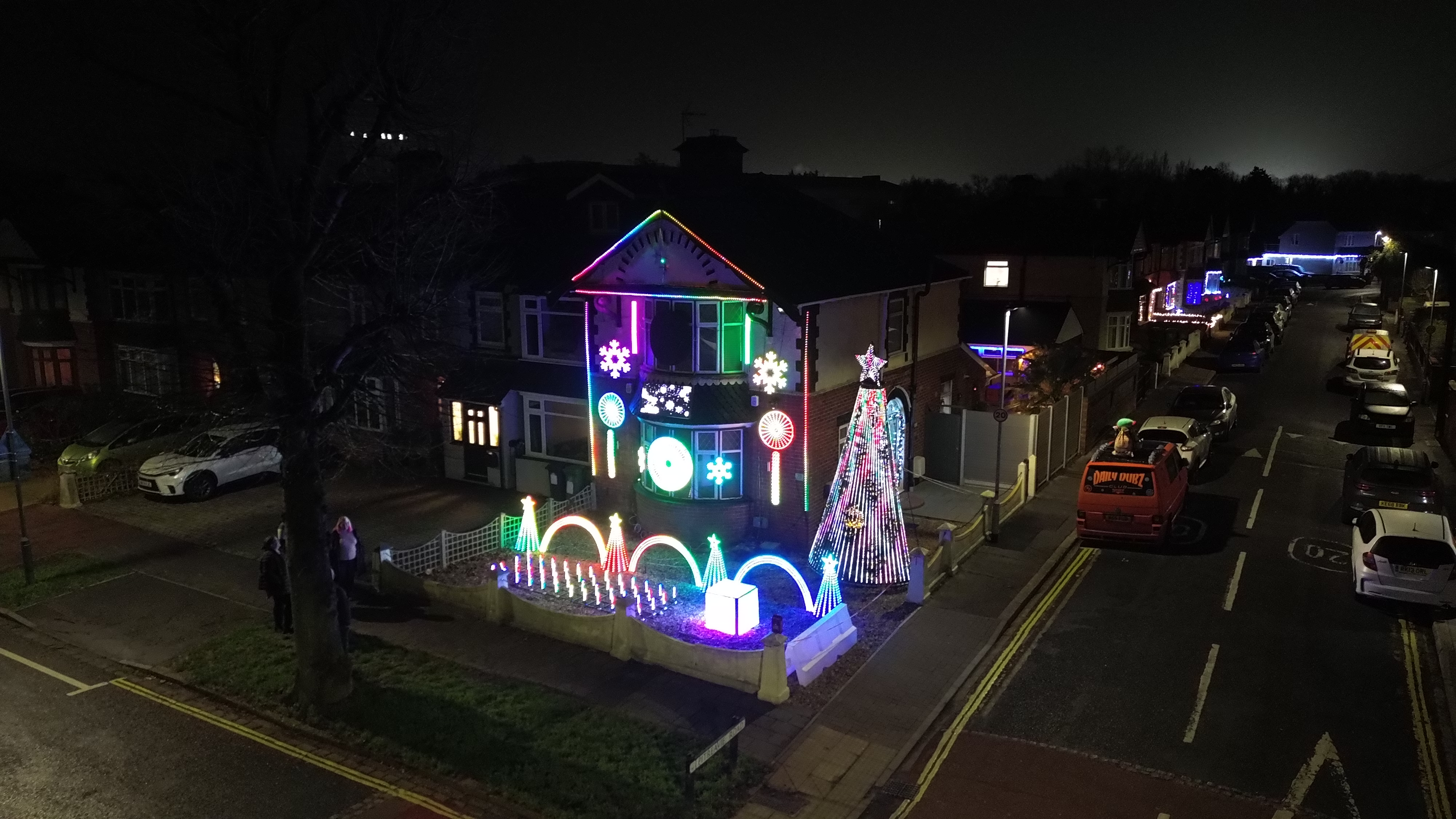 Watch: Semmens family light show shines bright as display draws in crowds