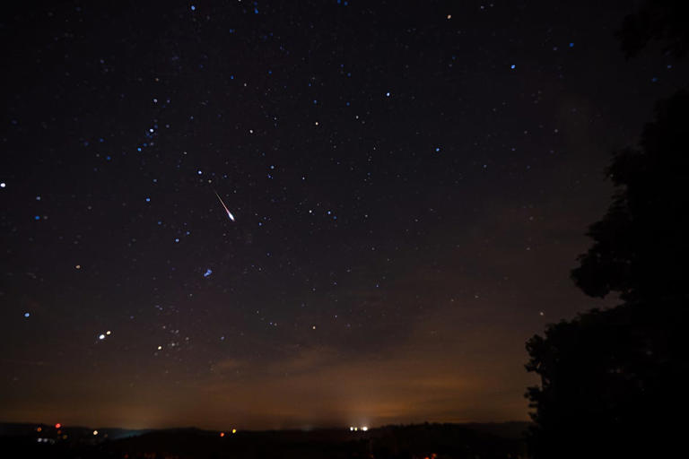 How to see the Geminid meteor shower, one of the most active and ...