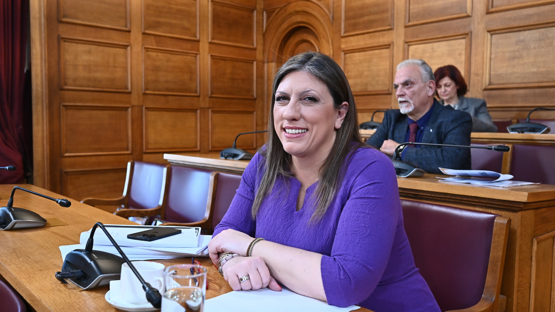 «Σιγά μη σκίσετε κανένα καλσόν»: Νέα επίθεση Κωνσταντοπούλου στη Συρεγγέλα