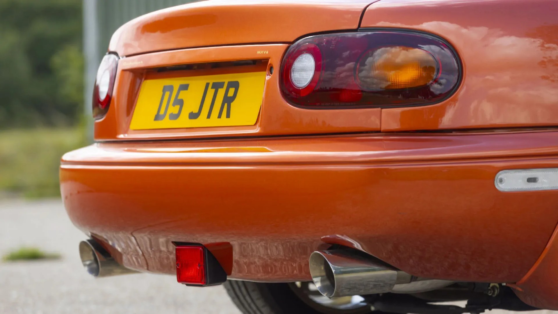 Mazda’s first-generation Miata is getting one of its lightest and most ...