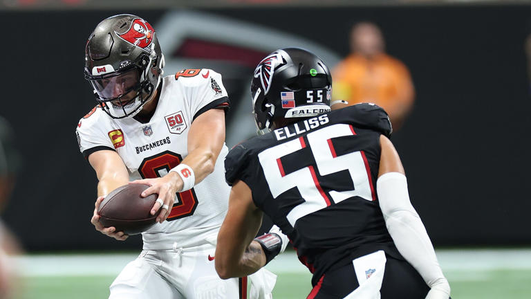 NFL playoff picture 2025: Updated AFC and NFC standings, bracket ...