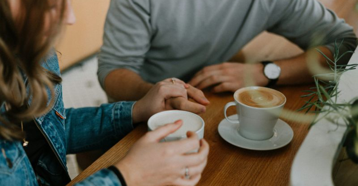 Sorry, guys—these 8 first-date mistakes make women instantly lose interest