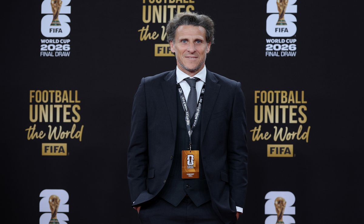 Una gloria del fútbol sudamericano respaldó a Julián Alvarez en su irregular presente en ...