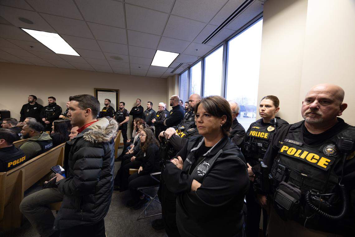 Accused Granite City cop shooter appears in courtroom packed with police