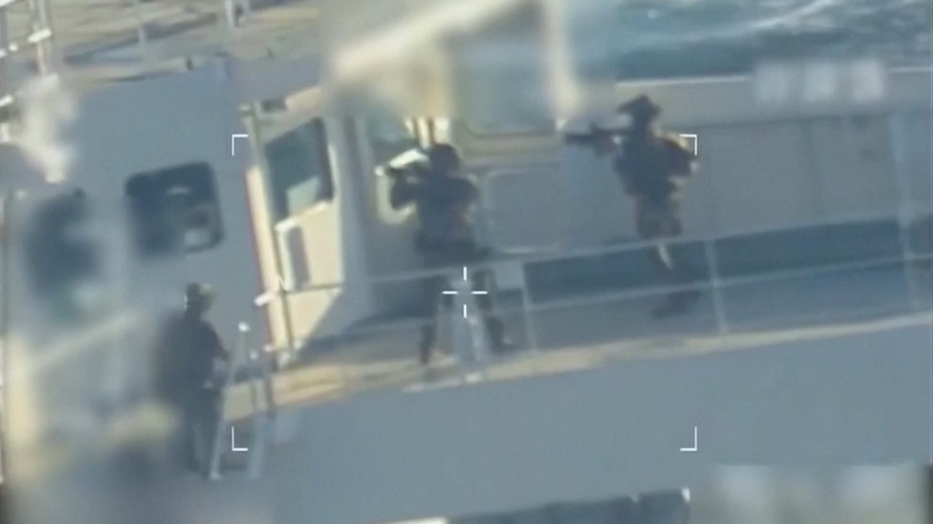 Video shows moment Venezuelan oil tanker seized by American forces