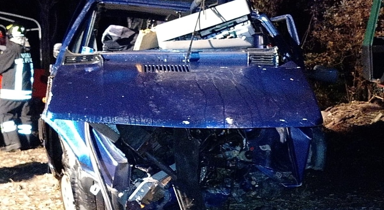 Vallo della Lucania, incidente fatale sulla SS 18: auto fuori strada ...